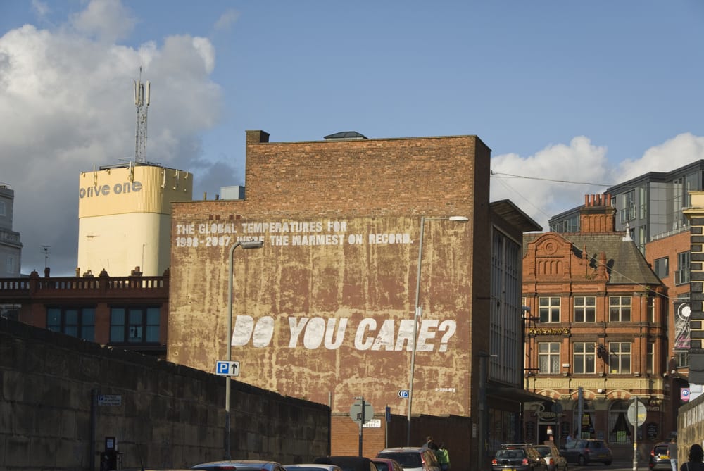 Steve Rotheram vows to reduce air pollution in Liverpool City Region ...