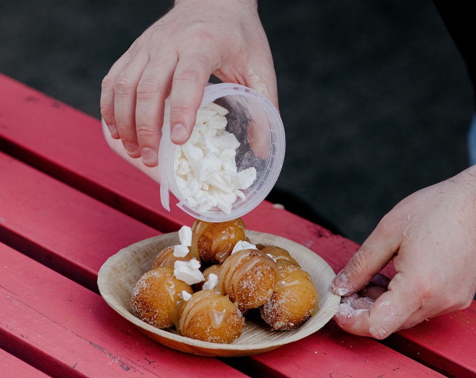 Bake Off's Mark Lutton is bringing his amazing cinnamon rolls to Baltic ...