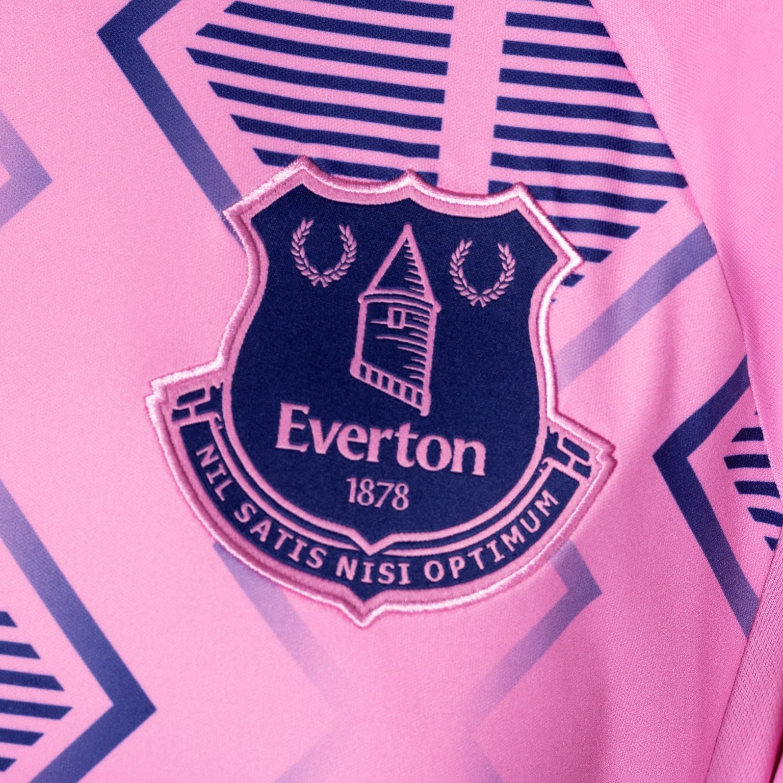 Everton pays tribute to the Prince Rupert’s Tower with new away kit ...