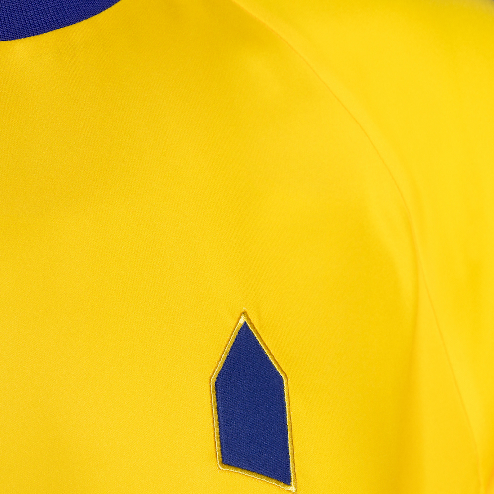 The new Everton third kit has launched featuring the iconic Prince ...