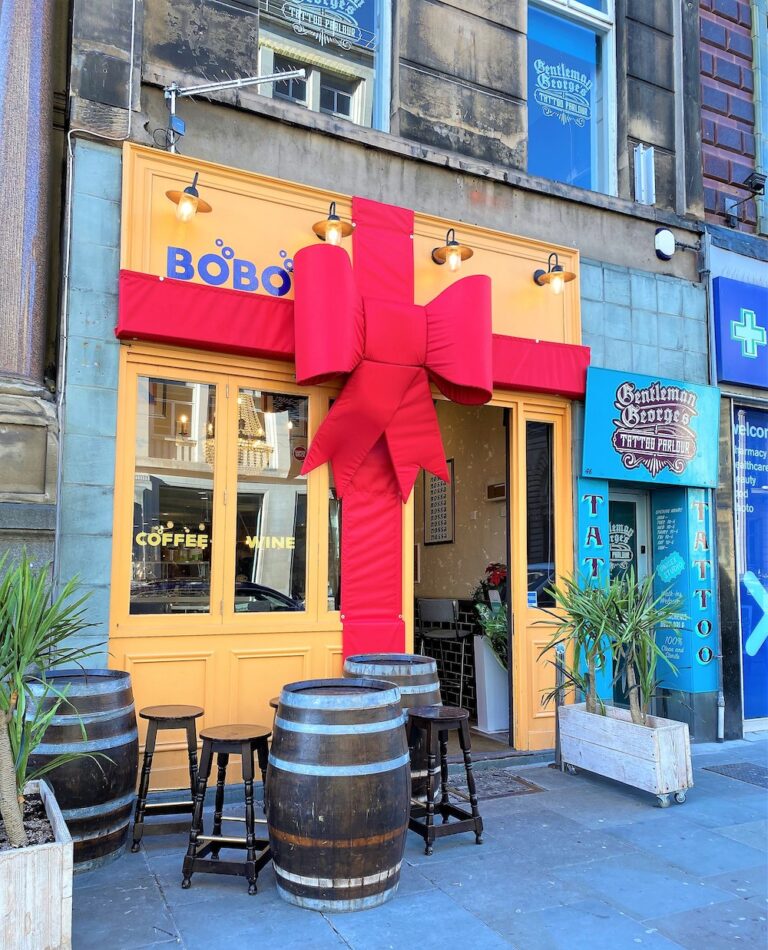 BoBo on Castle Street unveils giant bow for Christmas | The Guide Liverpool