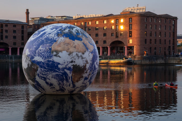 Look at how incredible the Floating Earth looks at Royal Albert Dock ...