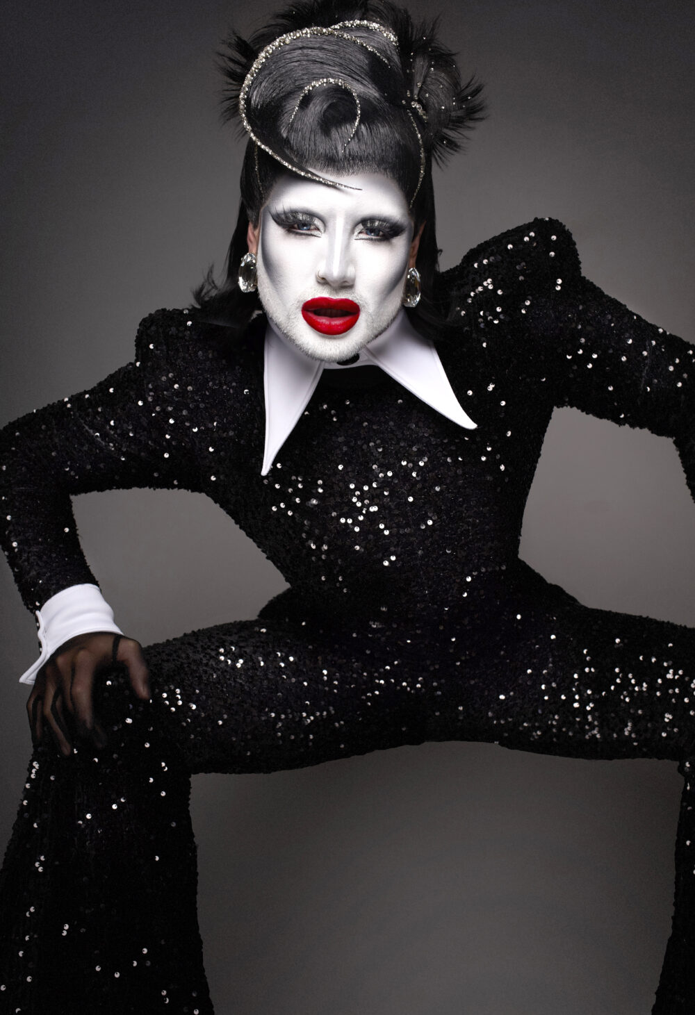 Drag photography exhibition 'Queen' is coming to Walker Art Gallery ...