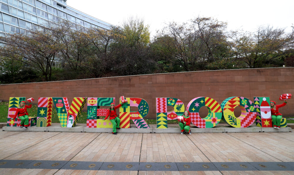 Liverpool ONE's iconic Liverpool Sign gets a festive makeover | The ...
