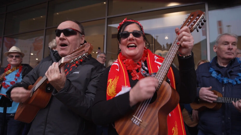 Liverpool ONE 'Mega Busk' sees 100 musicians gather for World Ukulele ...